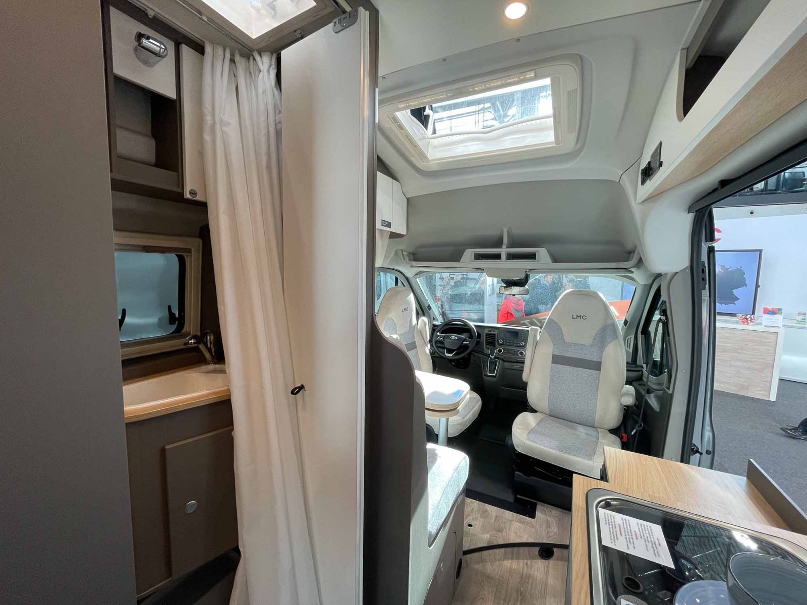 LMC Innovan 590 på Ford | Husbil & Husvagn