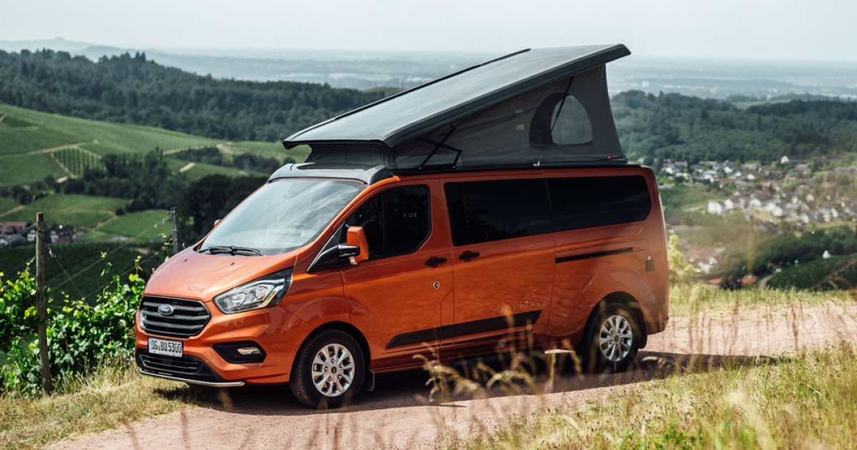 Campingbil med badrum – inomhus! | Husbil & Husvagn