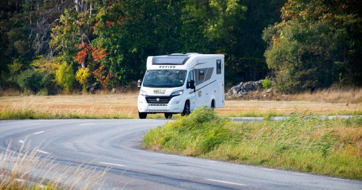Provkörd: Rapido C55 är smidig som en plåtis – men rymligare | Husbil ...