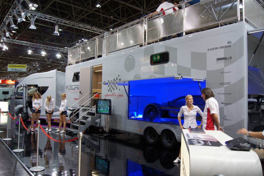 Futuria har spa och soldäck på taket | Husbil & Husvagn