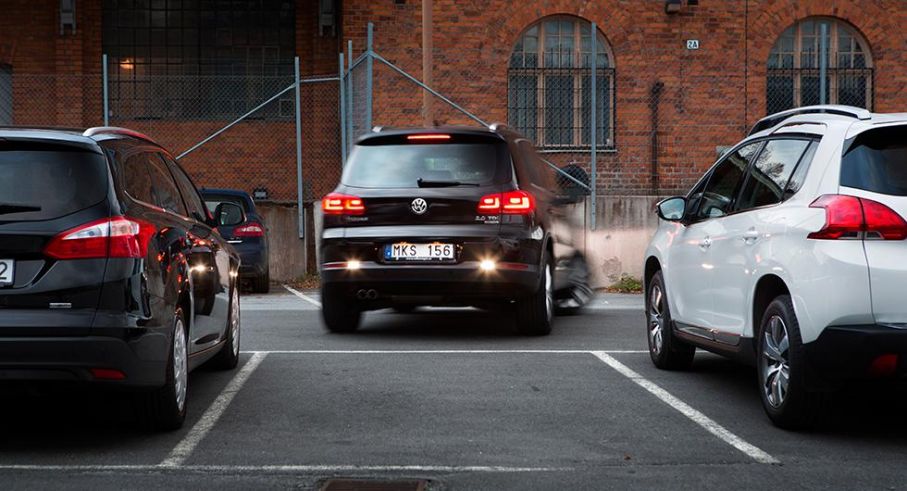 Svart är vanligaste färgen på en bil | Husbil & Husvagn