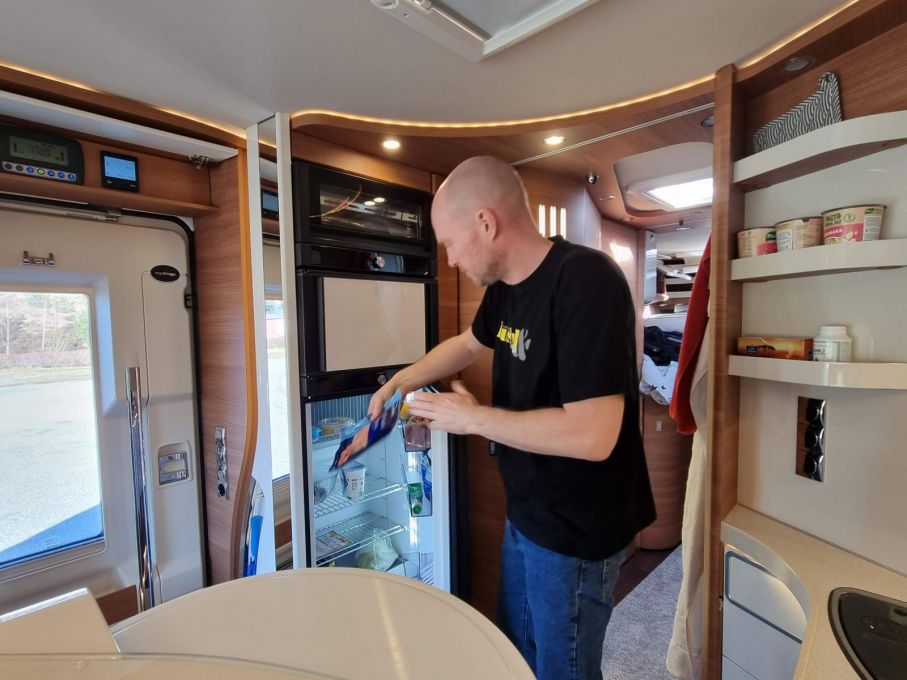 Allt om kylskåp i husbil – stor guide! | Husbil & Husvagn