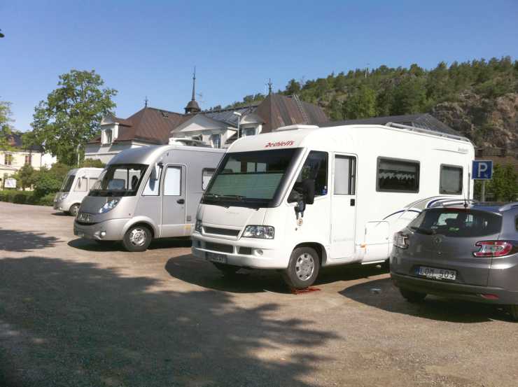 Ställplats Söderköping/Bergaskolan | Husbil & Husvagn